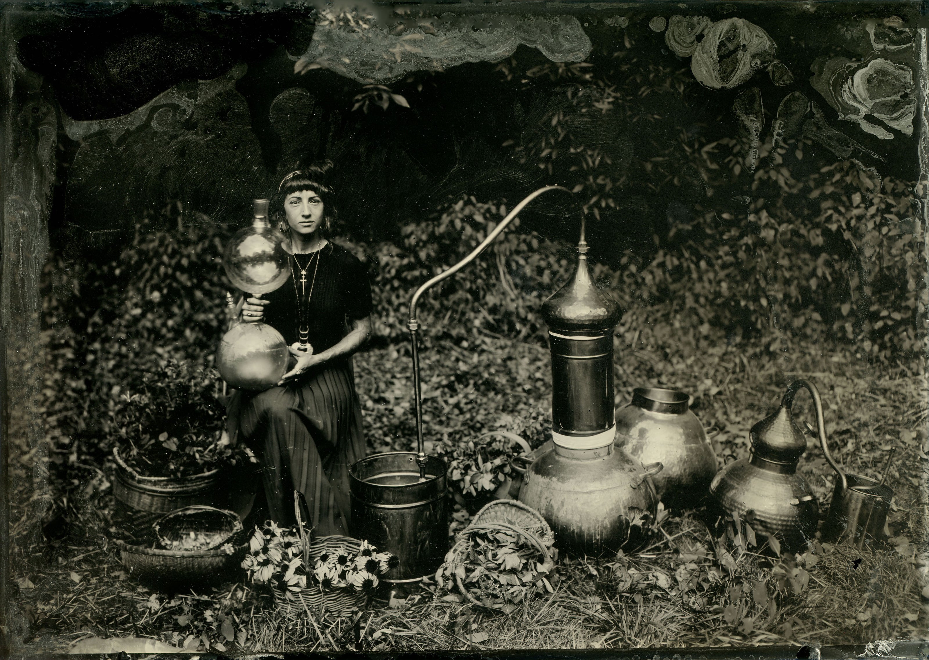 organic herbal medicine & astrology, hydrosols, tinctures, oils & teas